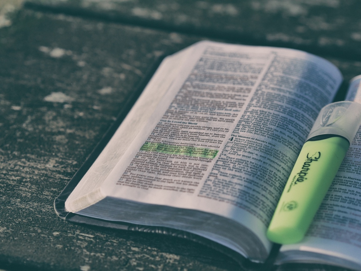 Too busy to read God\'s Word? Here are 5 tips to make time for it ...