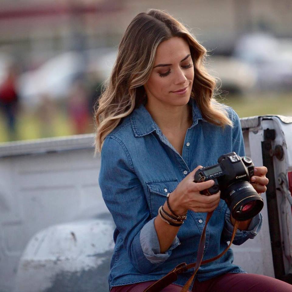 Jana Kramer news: Country singer suffers miscarriage - Christian Today