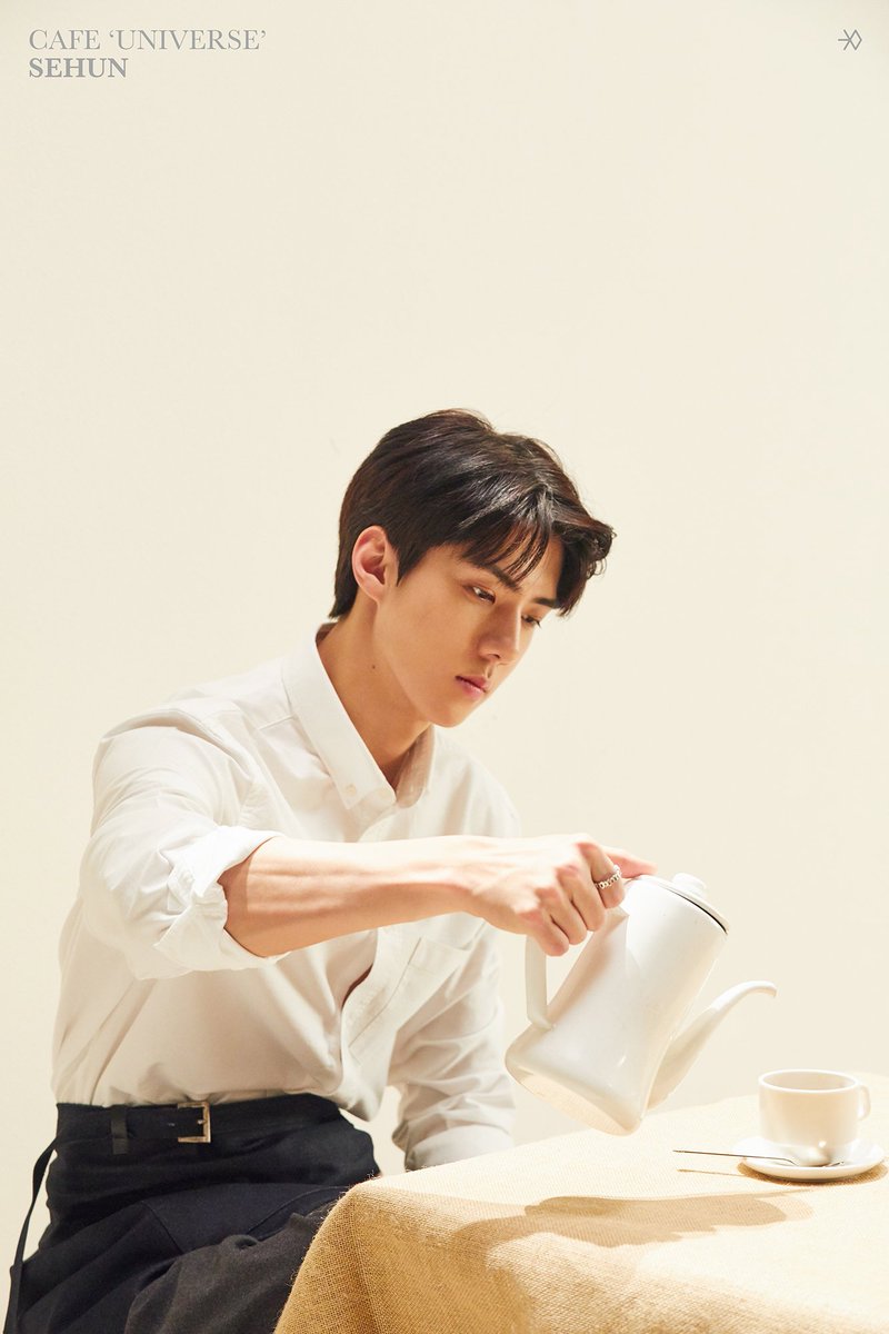 EXO drops new individual teaser clips and photos for Christmas release ...