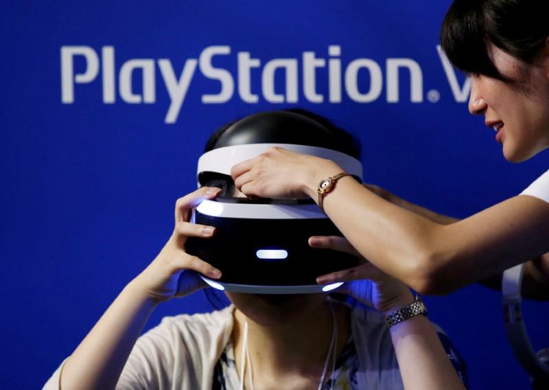 Sony's PlayStation Virtual Reality could be getting a new controller ...