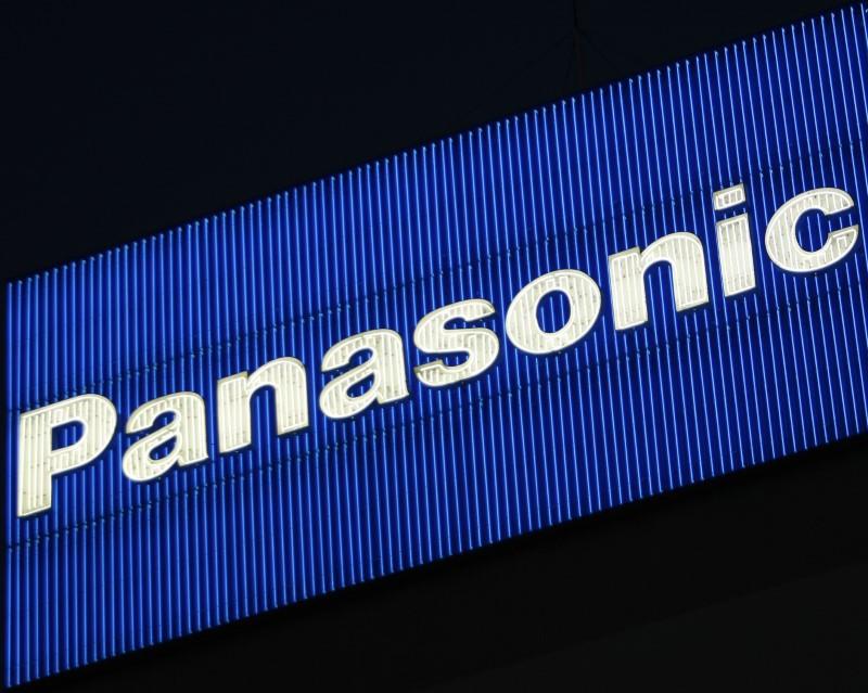 Panasonic's Let's Note laptop review: Maximum productivity and ...