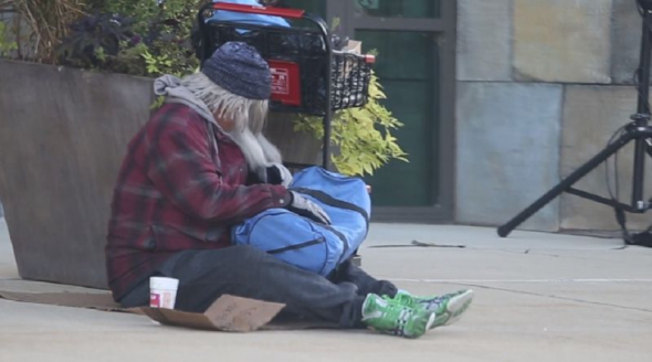 Pastor pretends to be homeless man outside his own church to see what ...