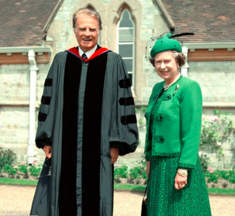 The Queen was a friend to my father and the Christian faith, says Billy ...