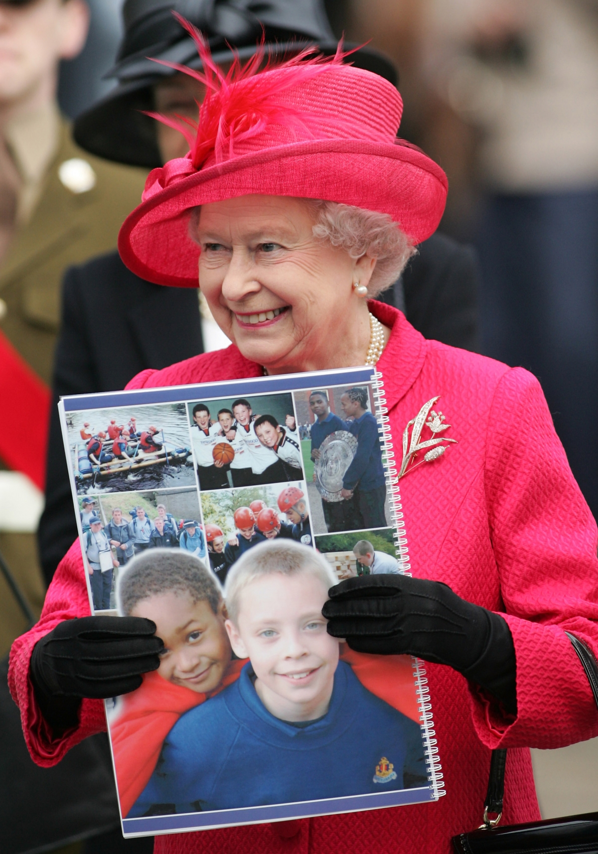 How the British monarchy reflects the love of Christ for his Church ...