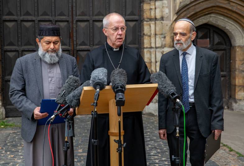 Archbishop joins faith leaders in condemning rise in antisemitic ...
