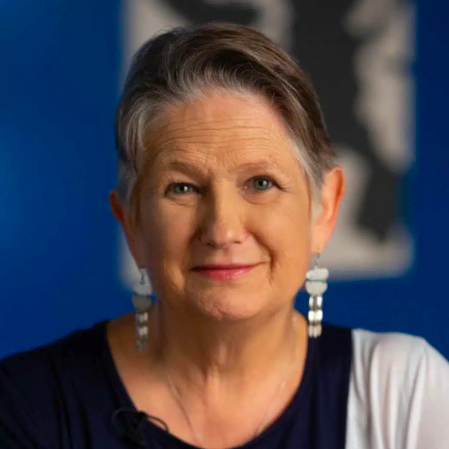 Broadcaster tells how cancer brought her closer to God - Christian Today