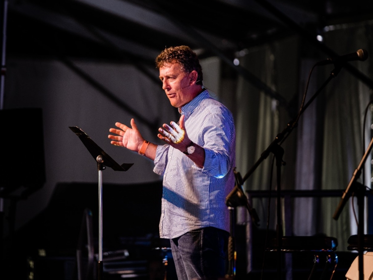 Richard Cunningham resigns as head of UCCF after 20 years - Christian Today