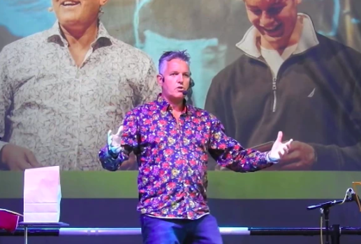 Tributes paid to Christian comedian Steve Legg - Christian Today