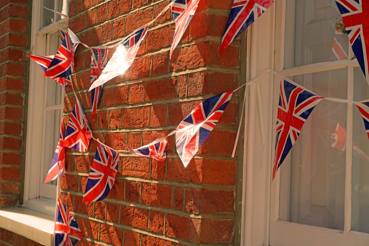 Gospel of John, street parties to mark 80th VE Day - Christian Today