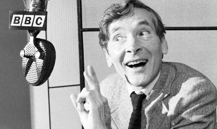 Bible readings by 'Carry On' star reveal private quest for faith ...