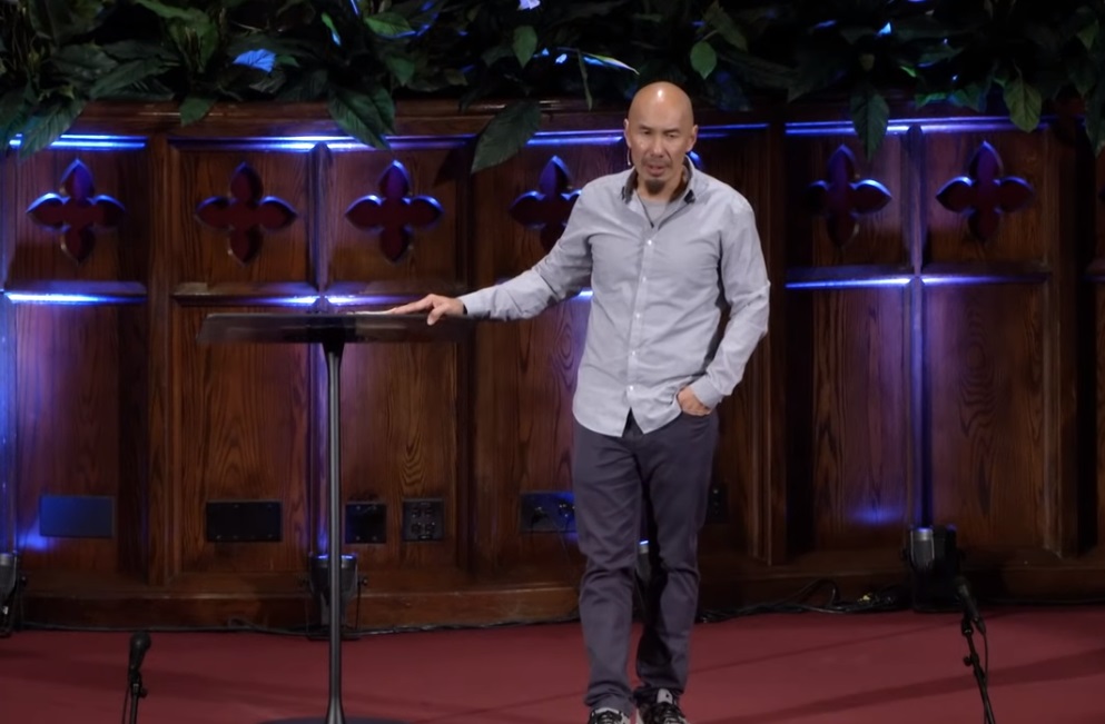 Francis Chan apologises for past endorsements of fallen ministry ...