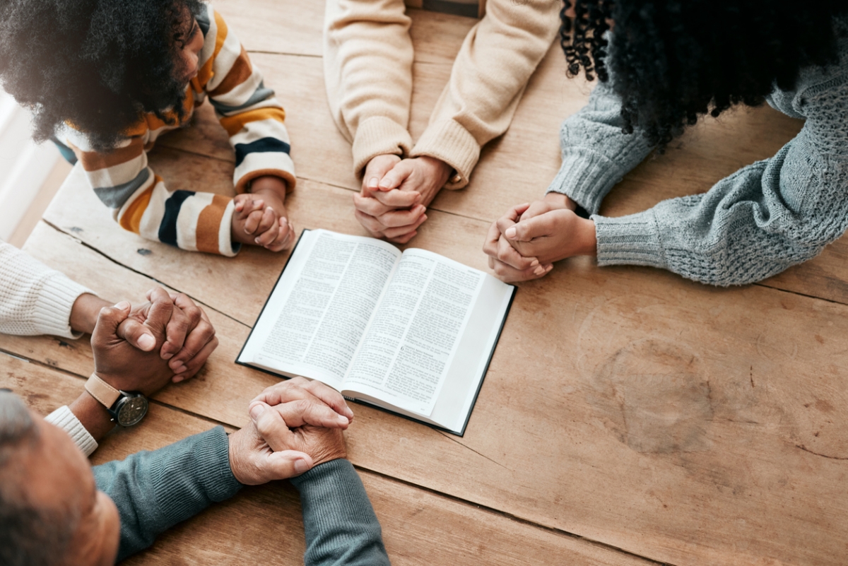 Parents play decisive role in passing faith to the next generation ...