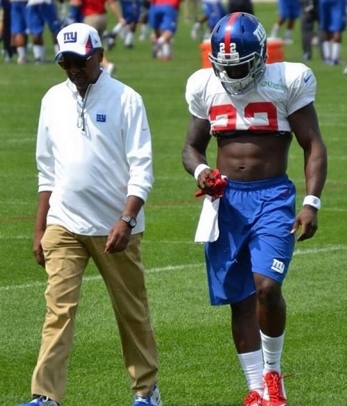 23-year-old NFL player David Wilson suffers career-ending injury, asked ...