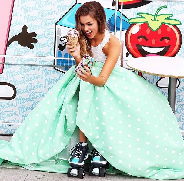 Sadie Robertson to release new prom dress line with Sherri Hill ...