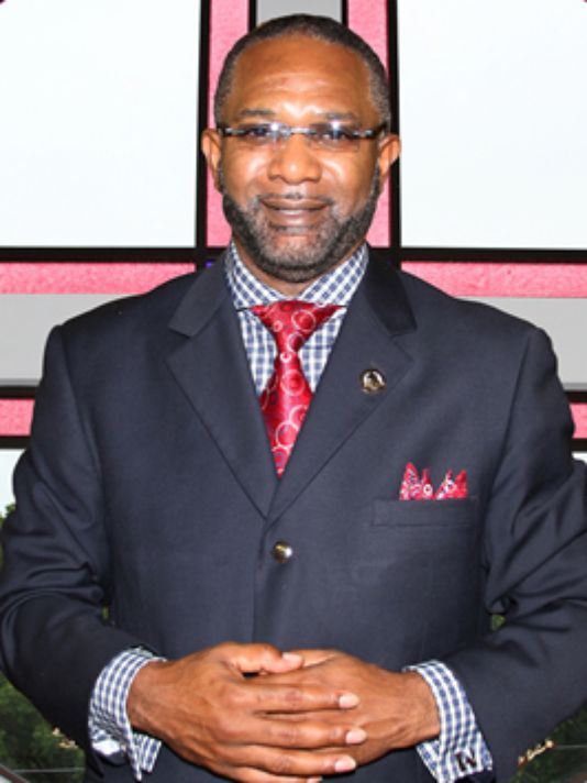 Pastor who had sex and took drugs in church fights for his job ...