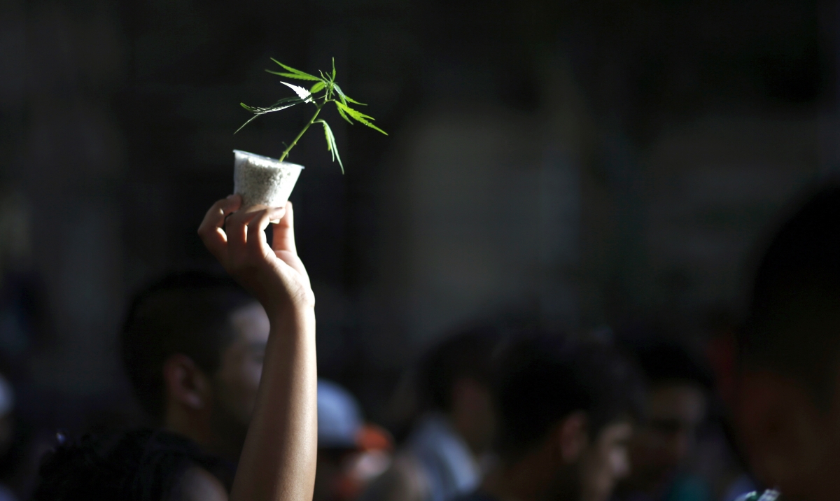 Teacher resigns after Jesus and Marijuana writing exercise - Christian ...