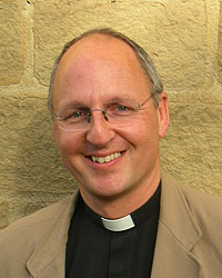 Dean of St Paul\'s David Ison calls on CofE to consider gay marriage ...
