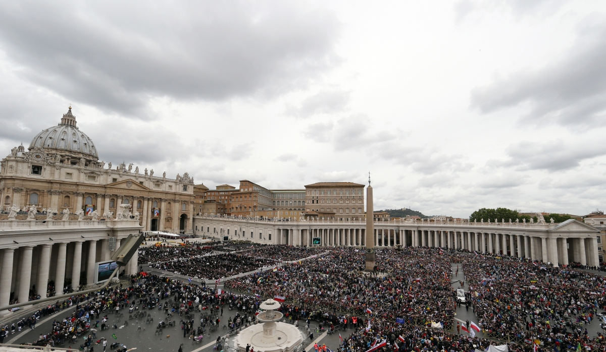 Homeless man given Vatican burial after no-one claims body - Christian ...