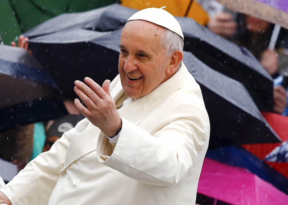Step away from the pasta and take some exercise - Pope Francis told by ...