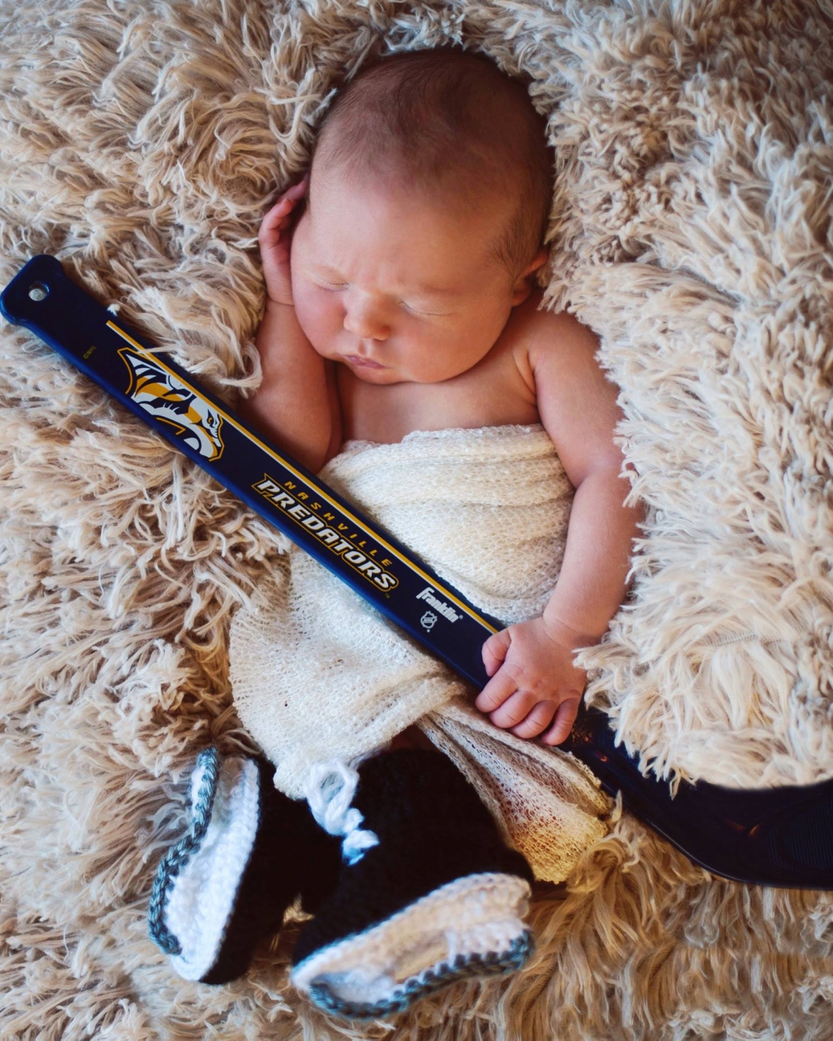 Baby Isaiah transforms mom Carrie Underwood from grouchy to smiley ...