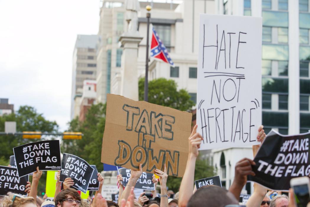 Symbol of civil war or racist hatred? Confederate flag sparks US debate ...