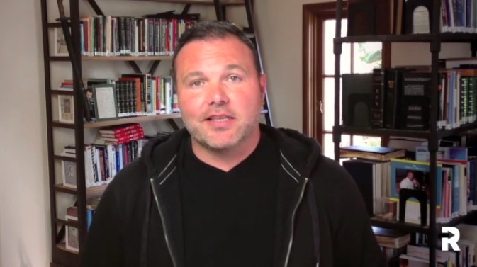 Mark Driscoll\'s return to high-profile ministry continues with string ...
