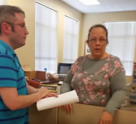 Christian clerk loses appeal as US court orders her to issue gay ...