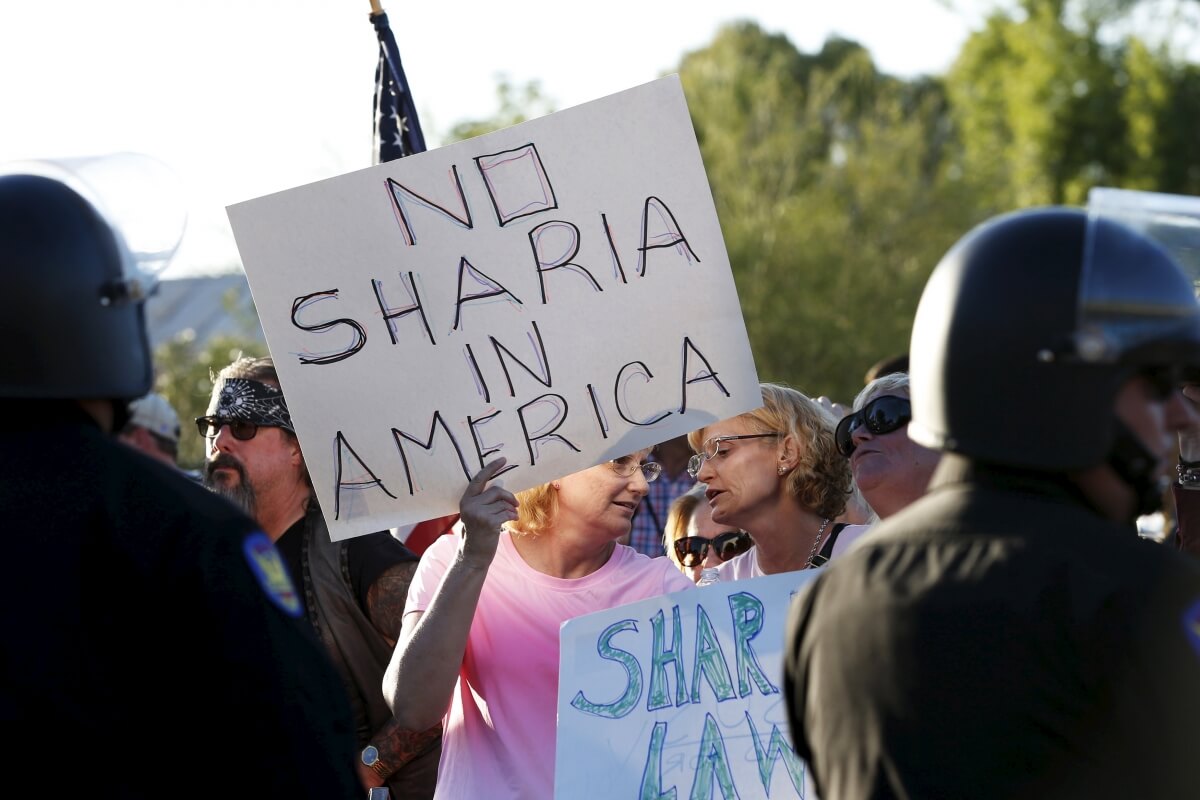 US Mosques step up security as anti-Islam protesters encouraged to ...
