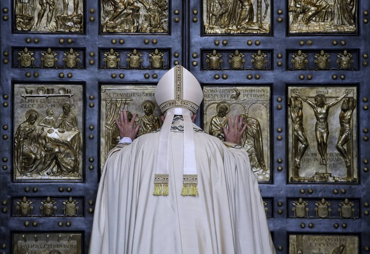 Pope Francis faces traditionalist criticism over plans to commemorate ...
