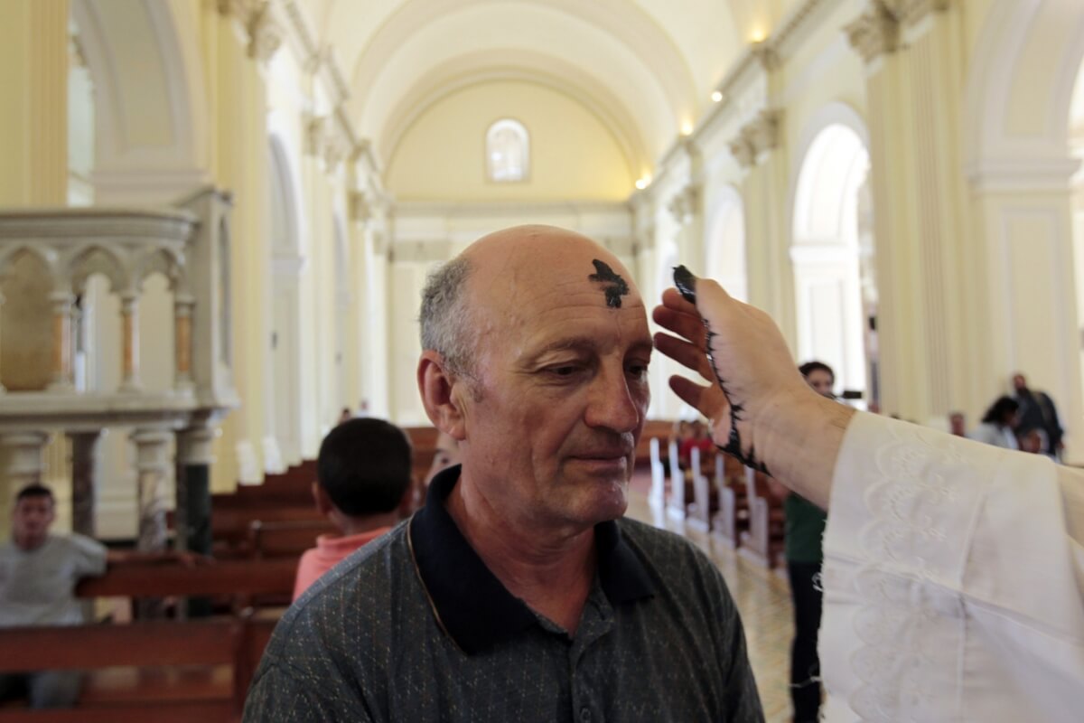Ash Wednesday: How liturgy breathes life into worship - Christian Today