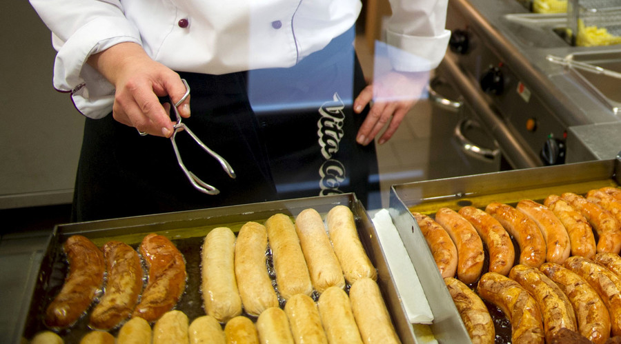 German Parliament defends pork ban in public menus so as not to offend ...
