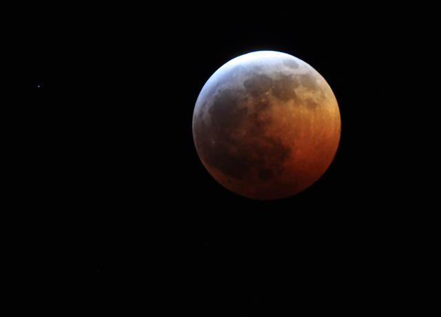 What does the Bible have to say about the blood moon? - Christian Today