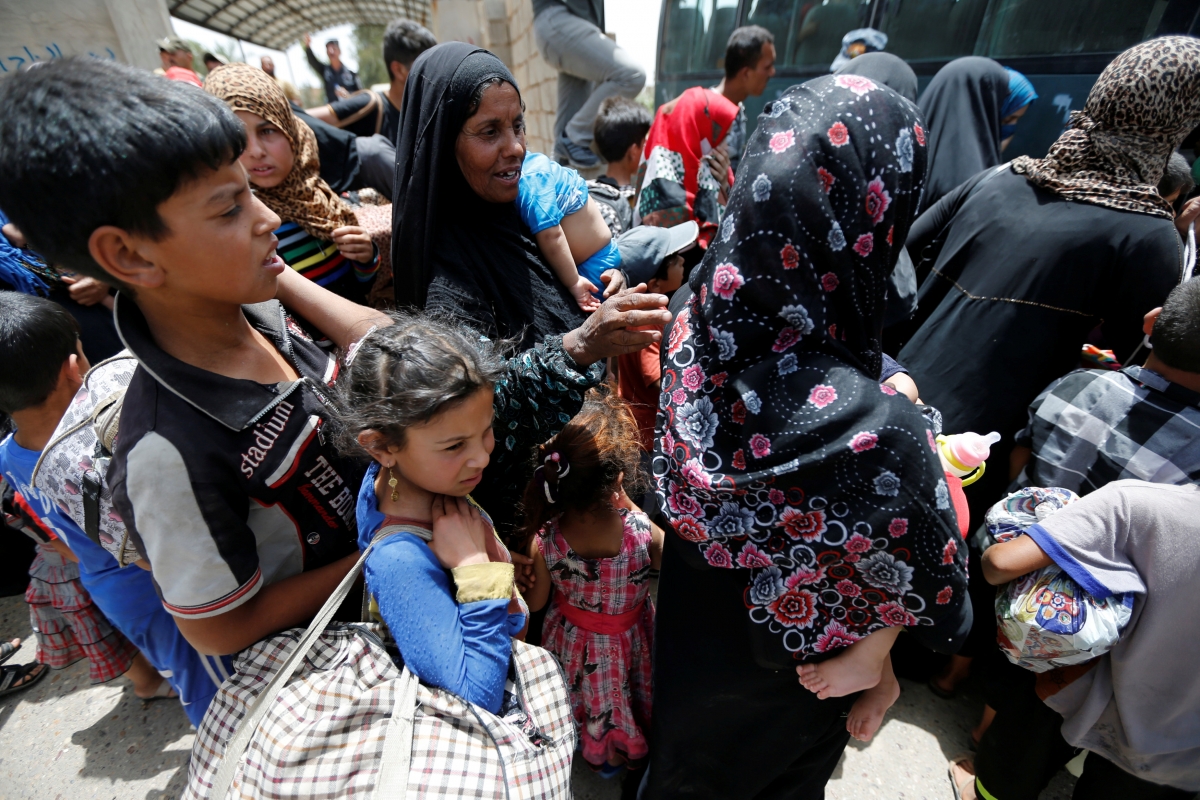 Fallujah: Children among the dead as civilians drown trying to flee ...