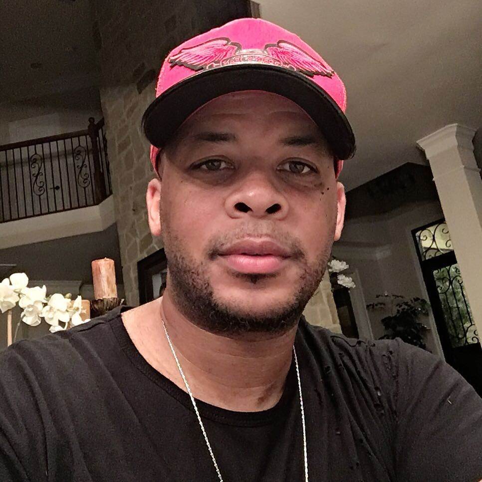 Gospel singer James Fortune shares serenity prayer to overcome domestic ...