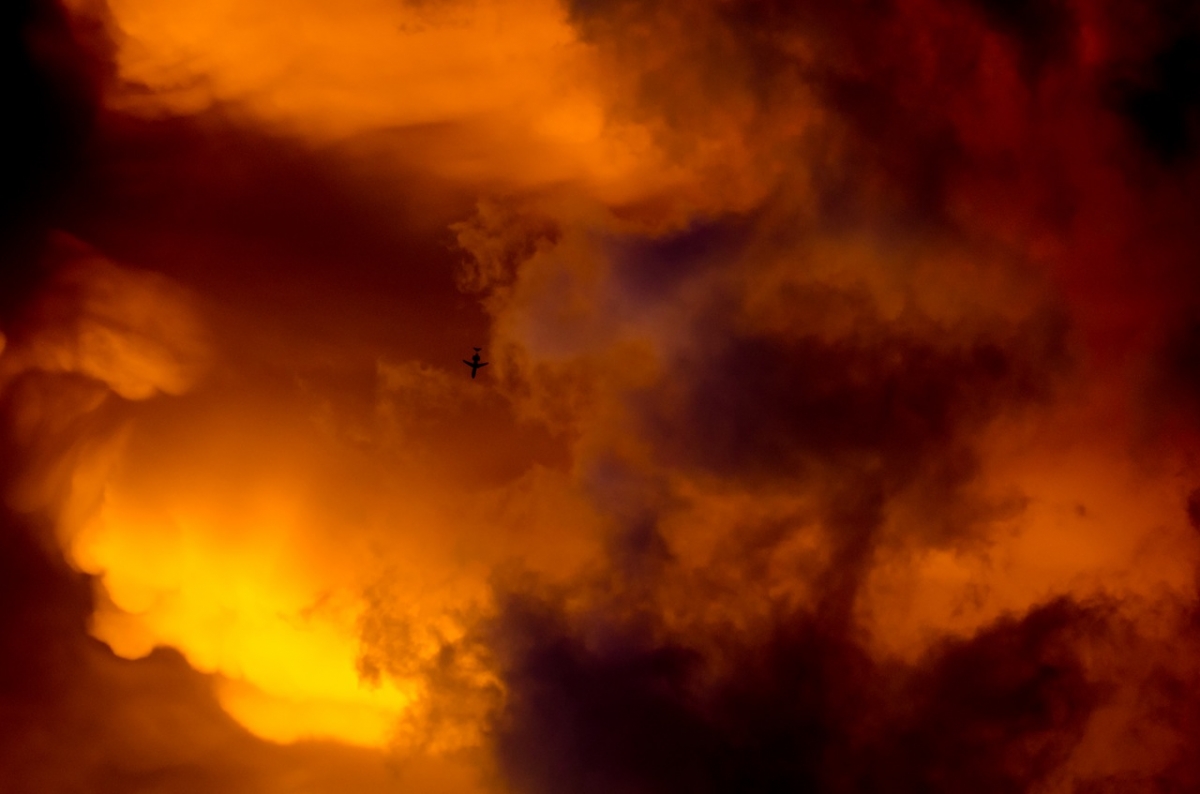 7 scriptures on praising God through affliction - Christian Today