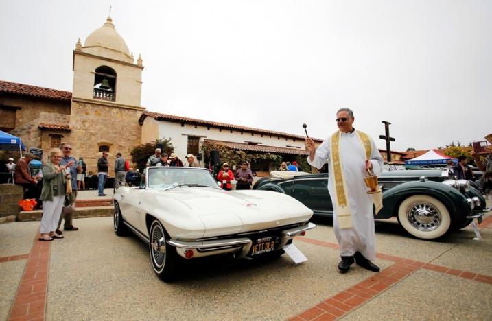 Bishop blesses classic cars: \'we\'re men of faith AND cars ...
